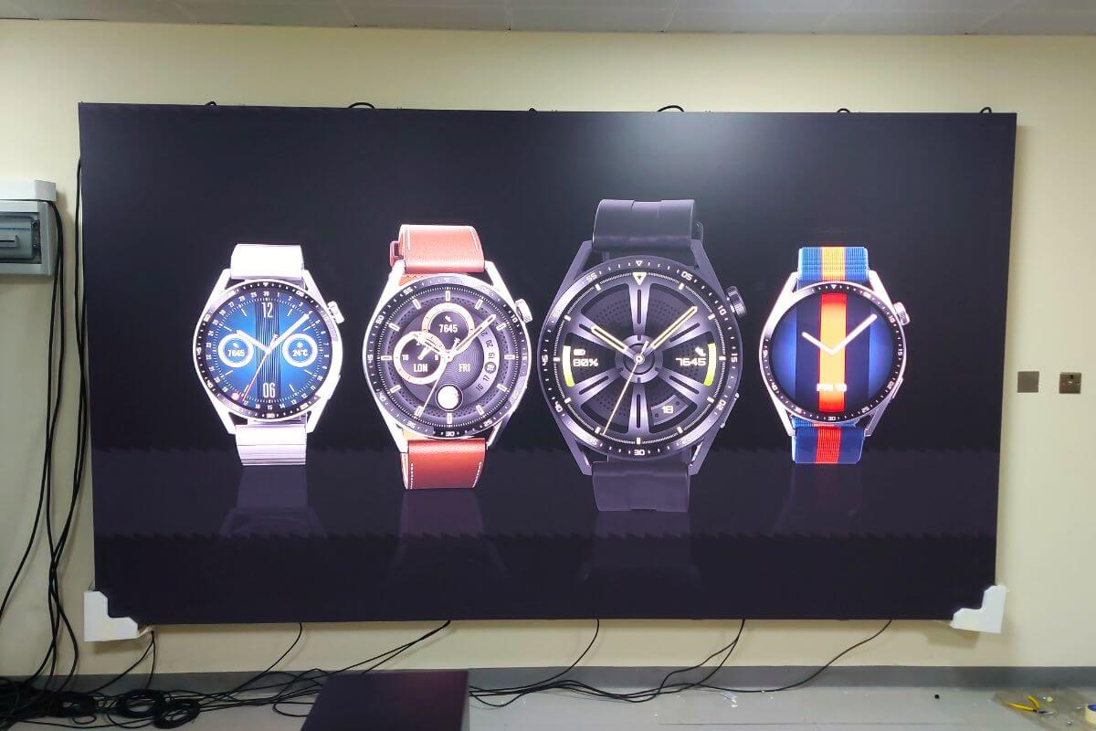 Led Display Cabinet Lamprell: 1° Luxury Experience - ENO